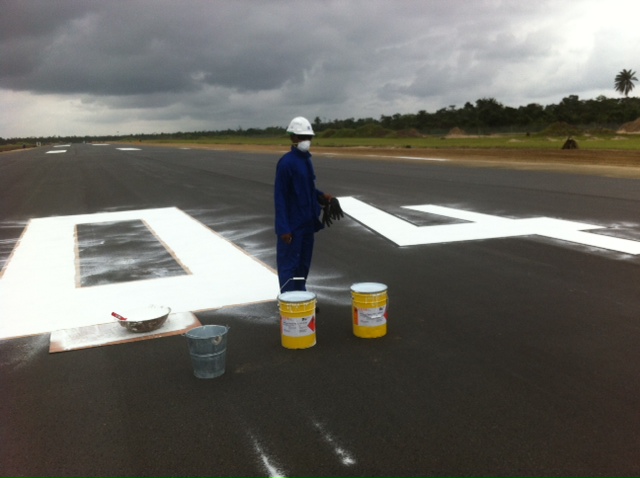 FLAMUCO HS-L EN NIGERIA – SENALIZACION VIAL